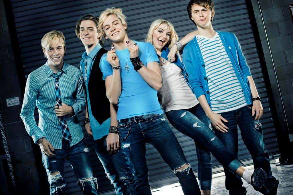 WATCH: Luke meets Disney Ross Lynch's band R5 in London! - Fun Kids ...