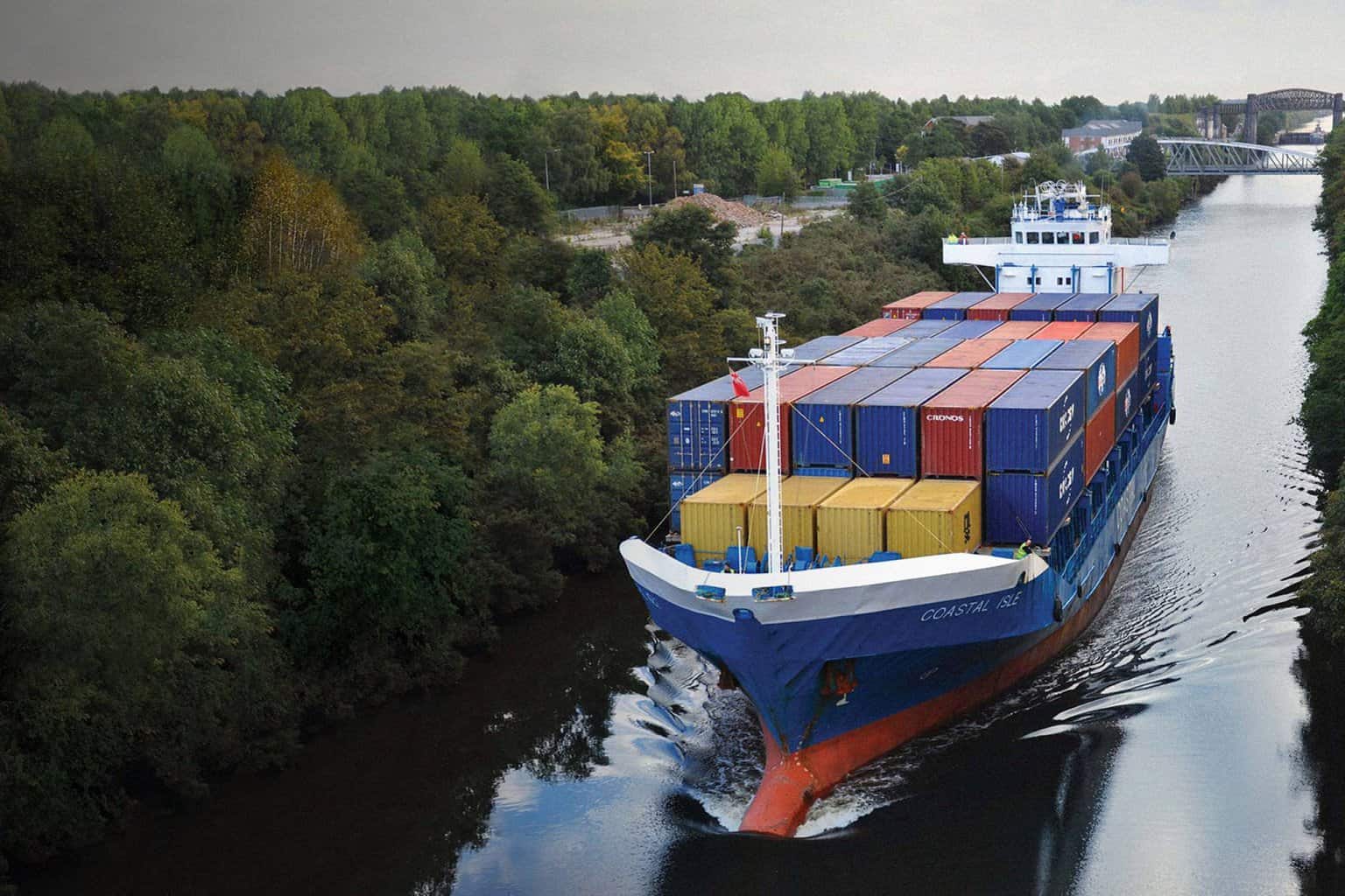 Moving around the UK using Inland Waterways - Fun Kids - the UK's ...