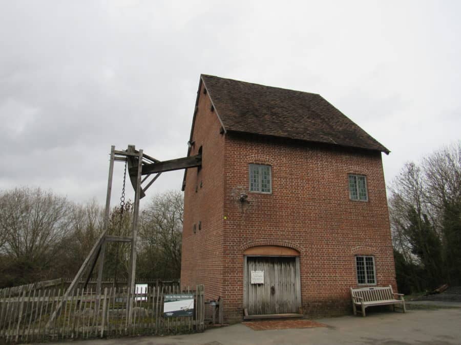 The Newcomen Engine - Fun Kids - the UK's children's radio station