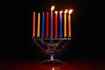 Top 10 Facts About Hanukkah! - Fun Kids - the UK's children's radio station