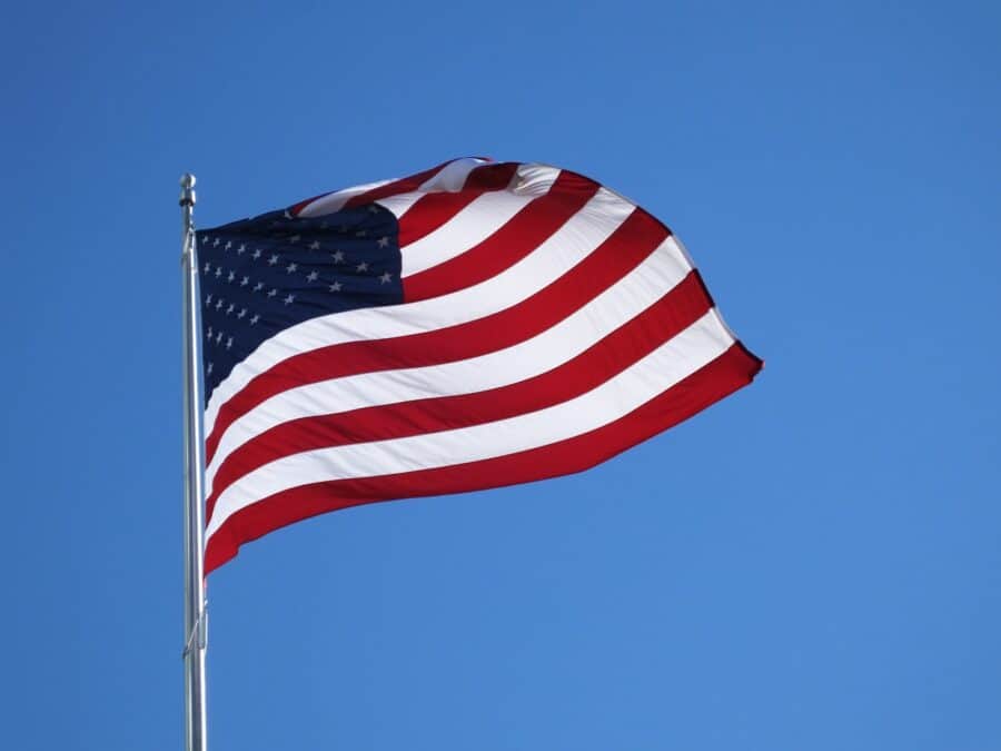 Top 10 Facts About the US Flag! - Fun Kids - the UK's children's radio ...