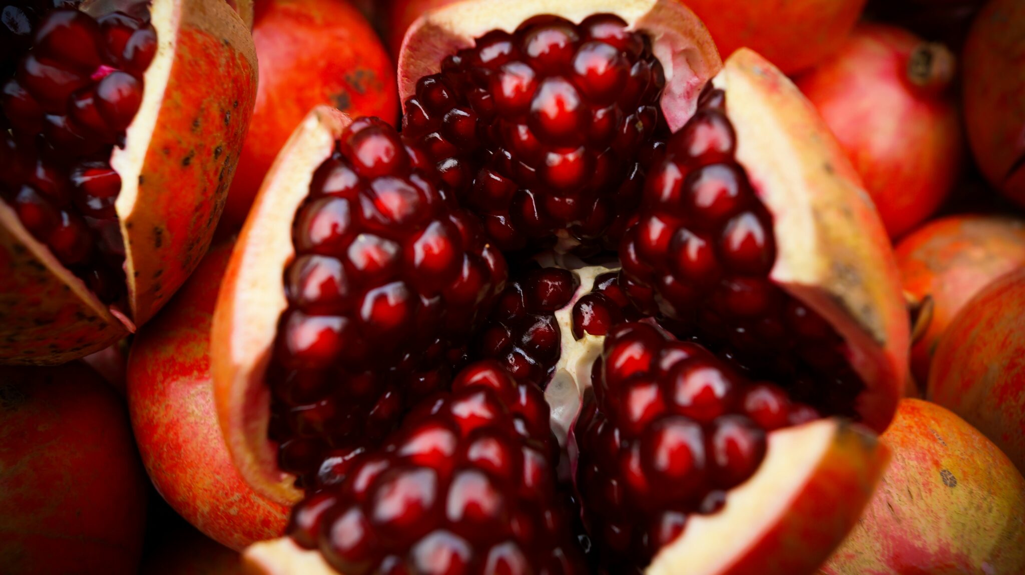 Top 10 Facts About Fruit! - Fun Kids - the UK's children's radio station